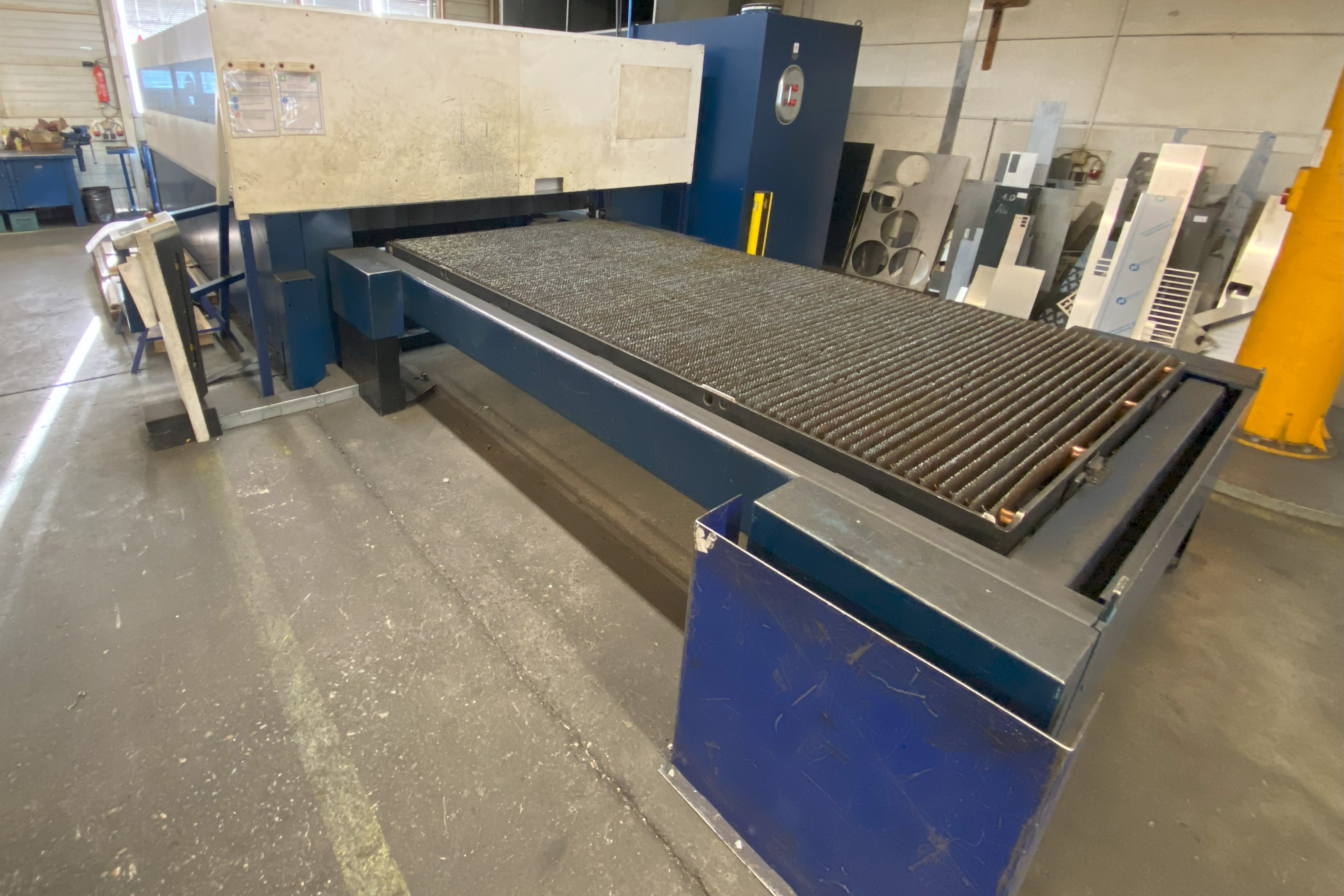 LASER CUTTING MACHINE TRUMPF TRULASER 3030 (L20), 6000 WATT, LM-1959 ...